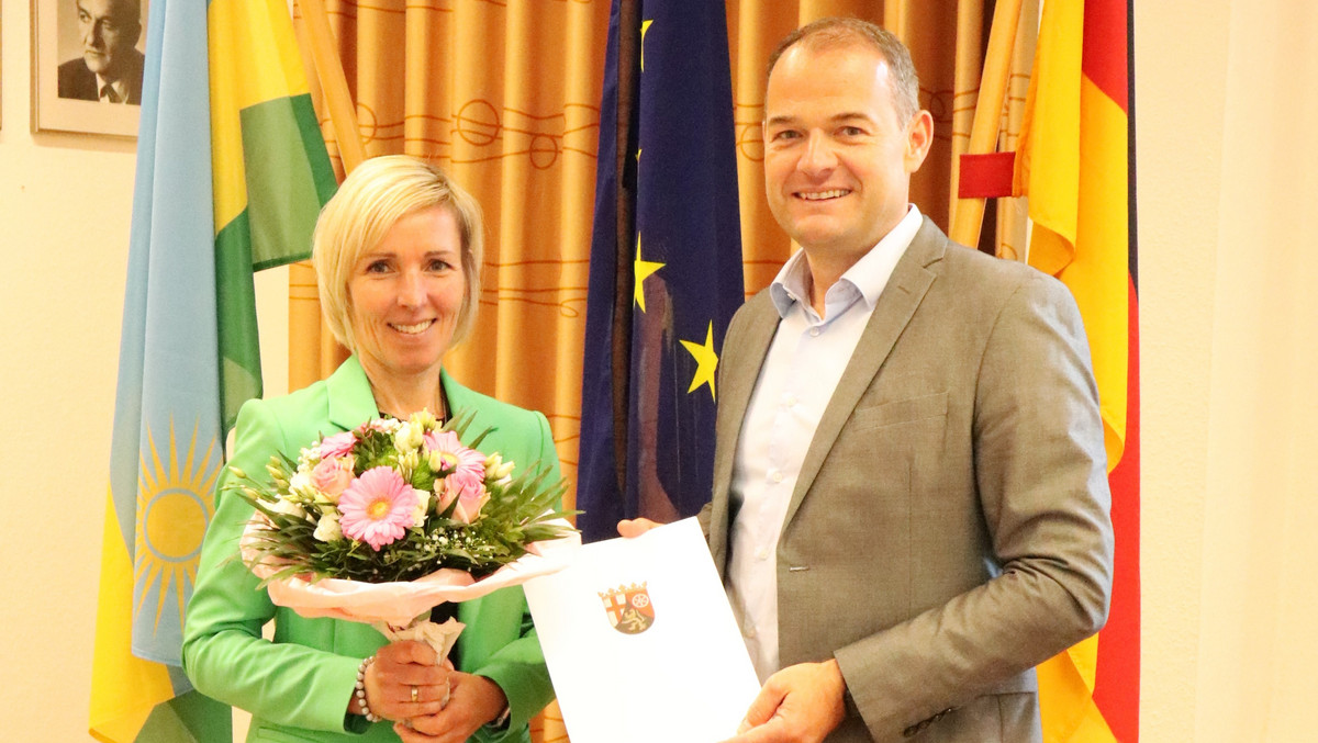 25jähriges Dienstjubiläum . Hochschule für öffentliche Verwaltung ...